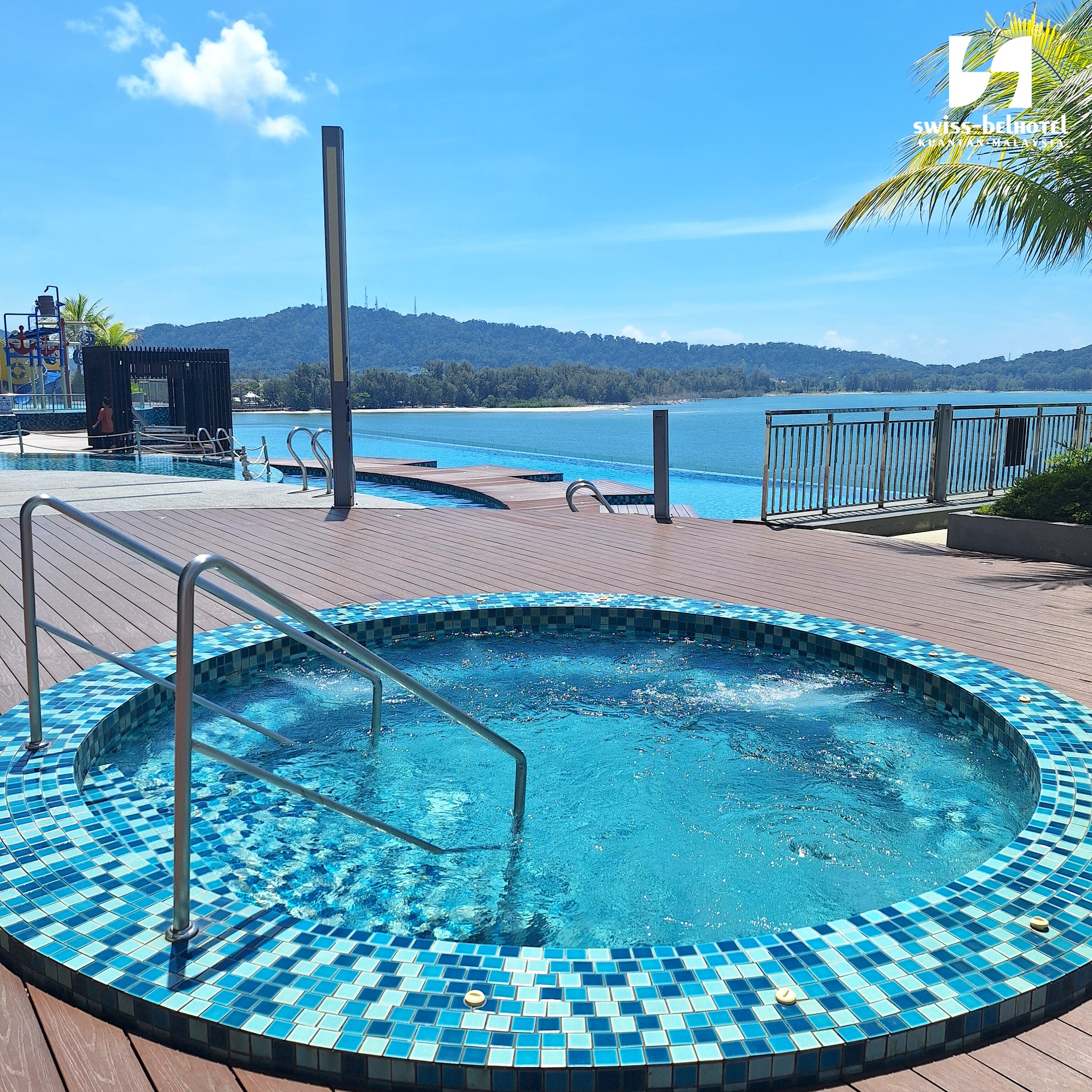 Stay di Swiss-Bell Hotel Kuantan, Relax Sambil Tengok Sunset Tepi Laut